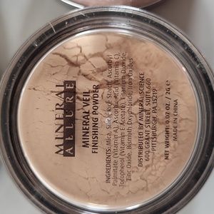 Mineral Allure | Makeup | Nwot Mineral Allure Loose Powder Mineral ...
